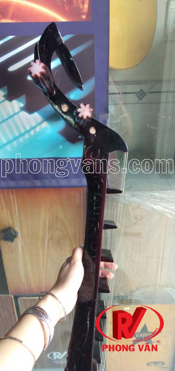 Đàn tỳ bà chạm rồng phượng - NHẠC CỤ PHONG VÂN