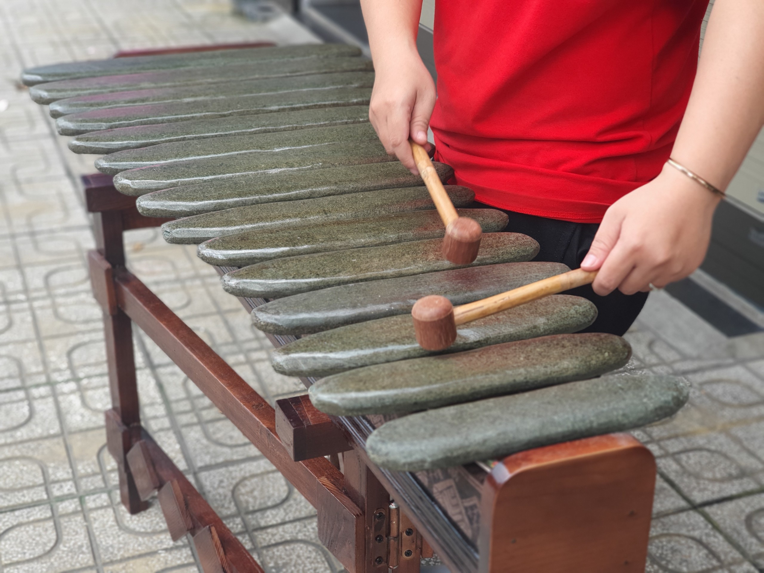 Đàn đá biểu diễn 15 thanh - Nhạc Cụ Phong Vân