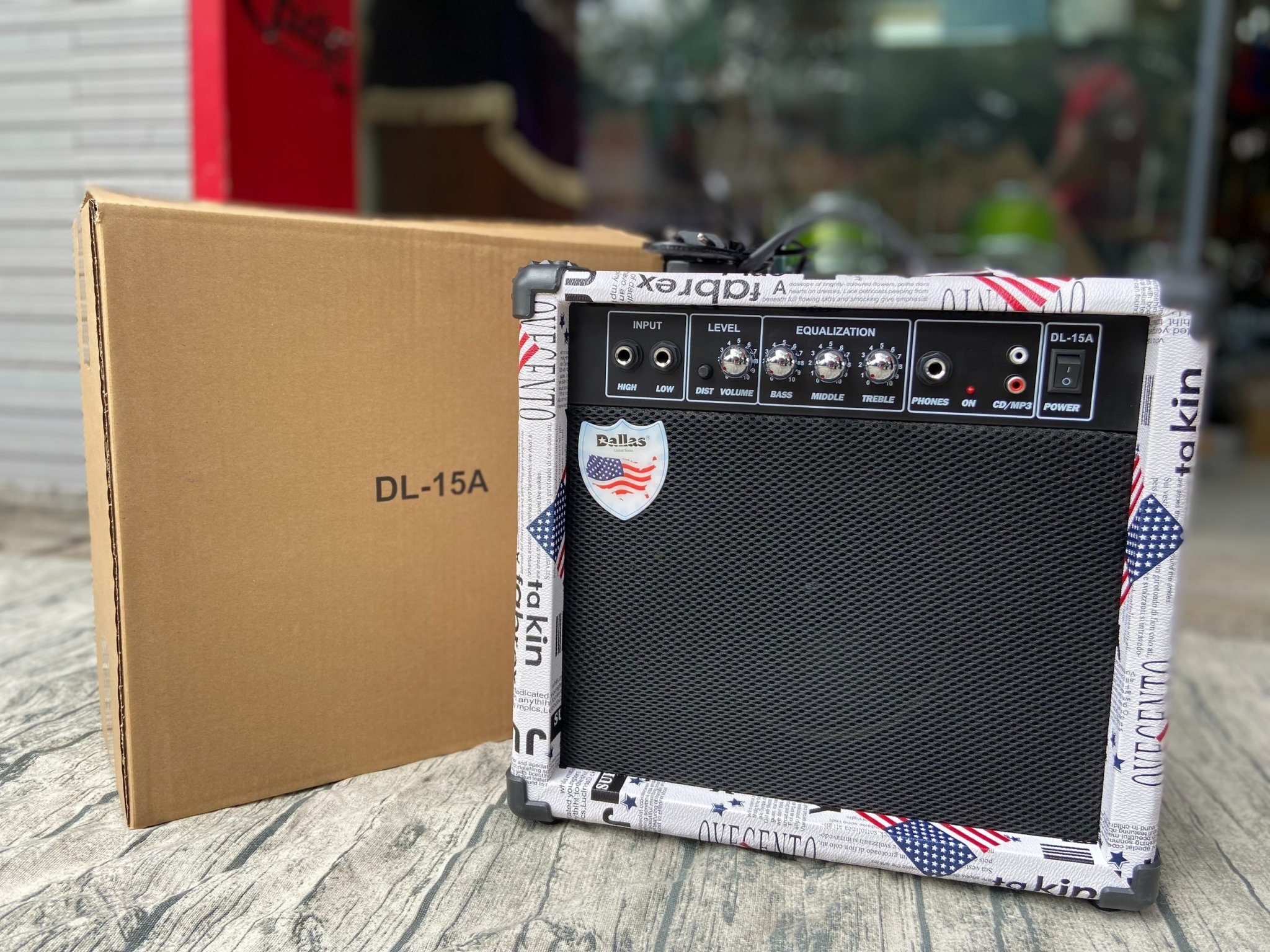 Amply Dallas khuyếch đại âm thanh guitar DL-15A - NHẠC CỤ PHONG VÂN