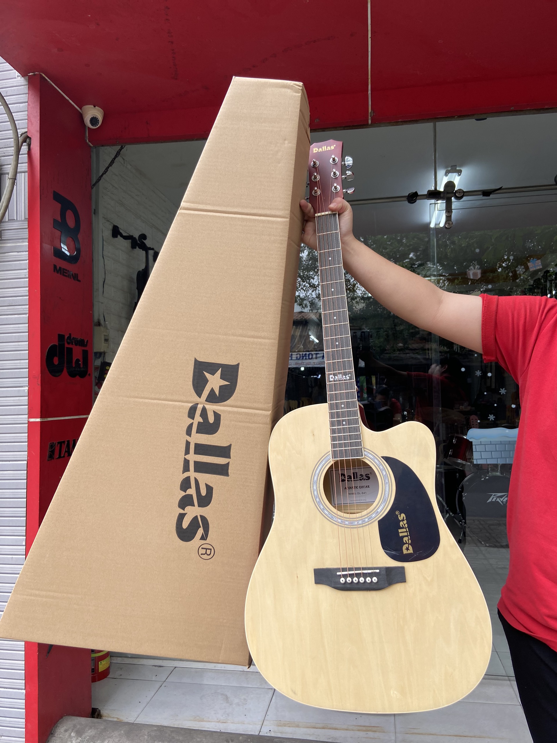 Đàn guitar acoustic Dallas DL-S41 chính hãng - Nhạc Cụ Phong Vân
